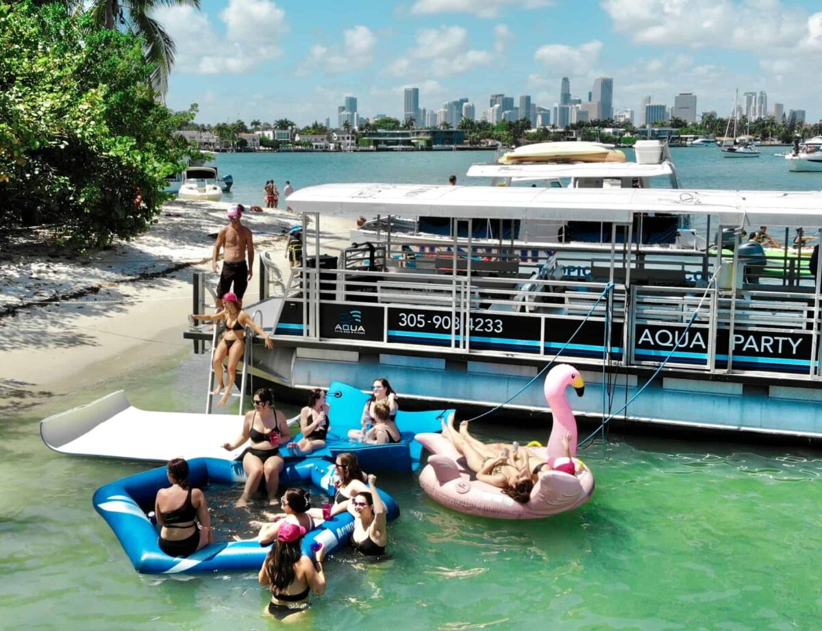 Aqua Party Boat - Miami #1 Boat Tour & Party Agency! - Aqua Party Boat